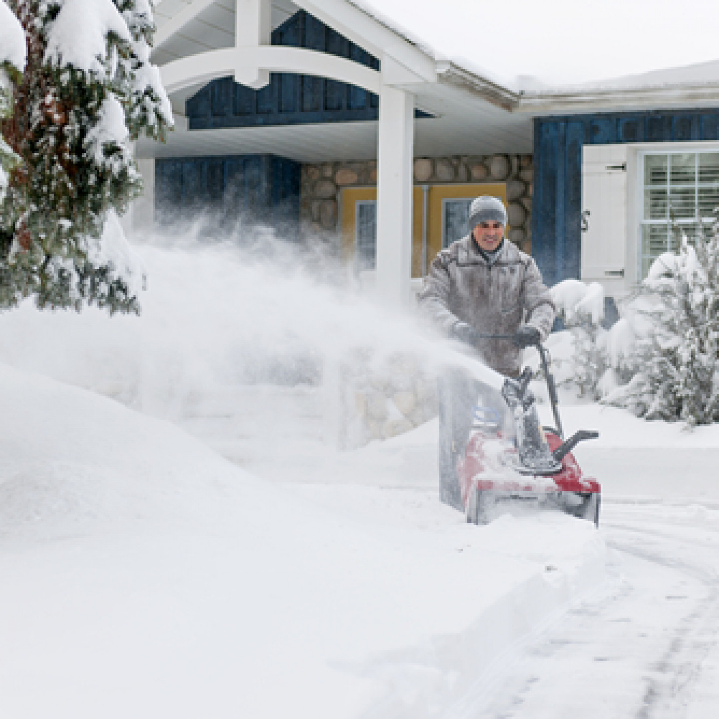 Snow Blowers & Plows | Tea, SD | Small Engine Titans